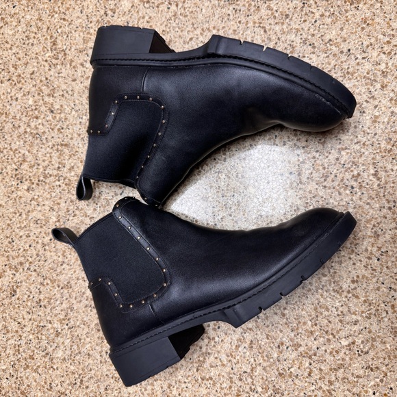 Coach | Shoes | Coach Lory Black Leather Womens Chelsea Boots | Poshmark